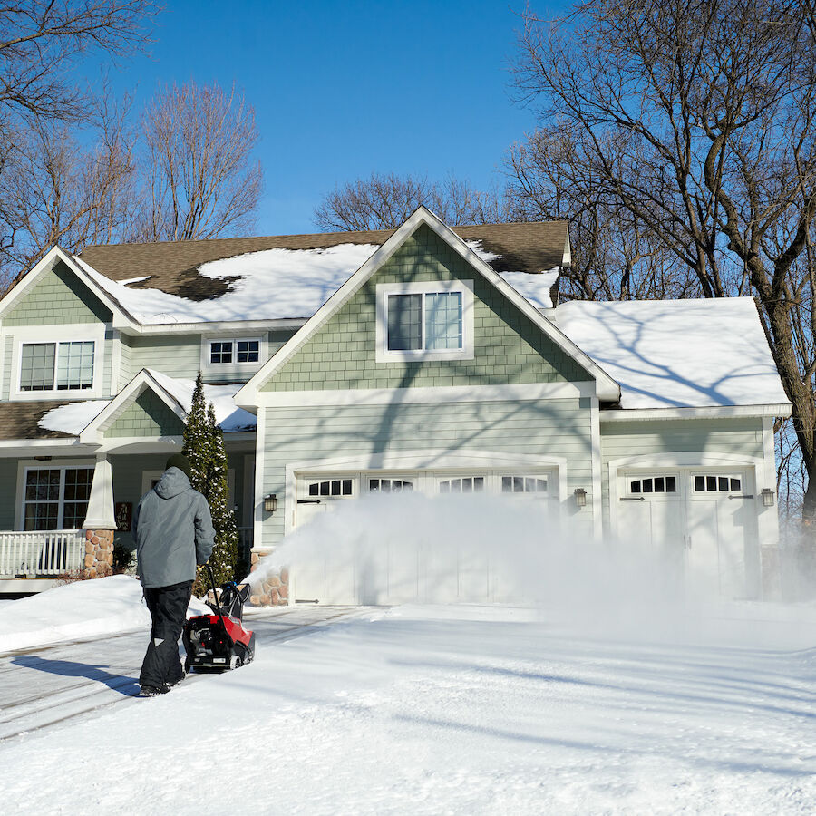 Toro 18 in. (46 cm) Power Clear® 518 ZE Electric Start Gas Snowblower ...
